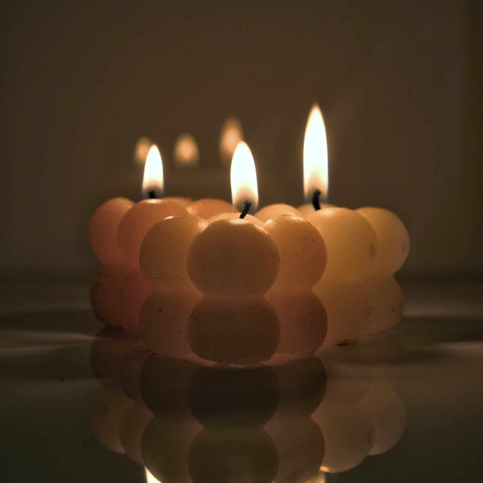 How to burn bubble candles - howtothings.net